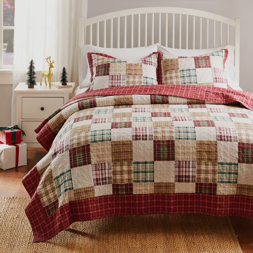 Oxford Red Quilt Set – Greenland Home Fashions