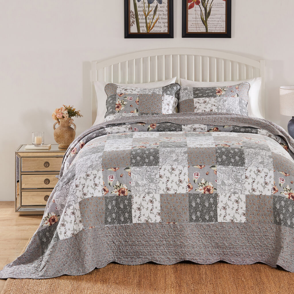 Giulia Bedspread Set – Greenland Home Fashions
