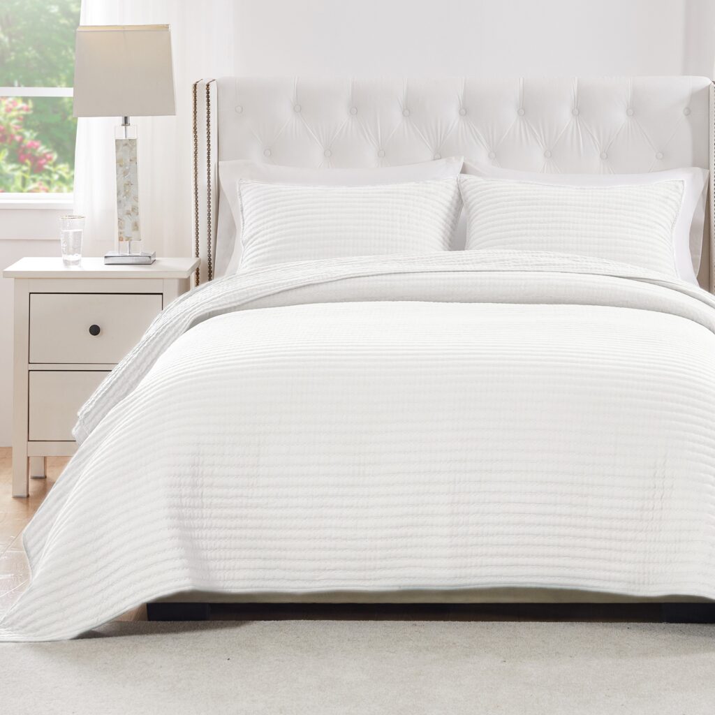 Vineyard Pure White Quilt Set – Greenland Home Fashions